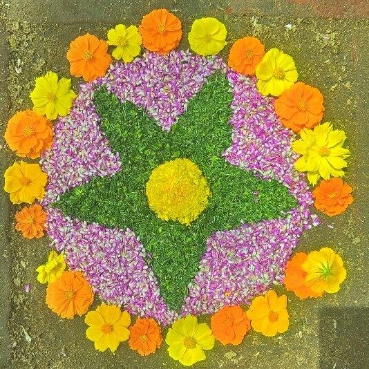 45+ Simple Athapookalam Designs collections - keralam.me