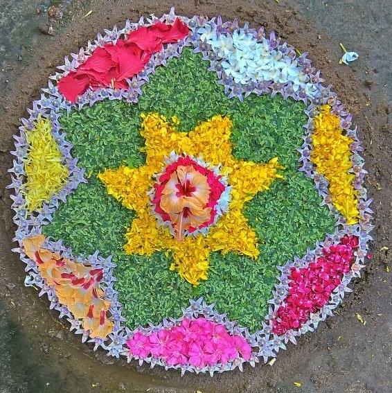 45+ Simple Athapookalam Designs collections - keralam.me