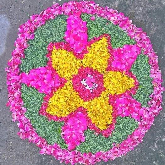 45+ Simple Athapookalam Designs collections - keralam.me