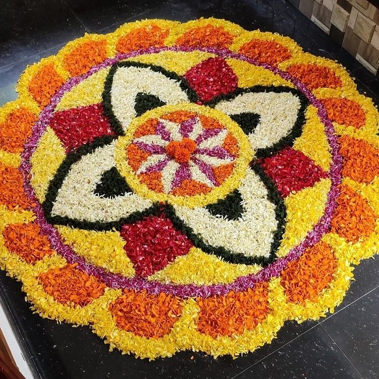 Latest simple best onam pookalam design collections - keralam.me